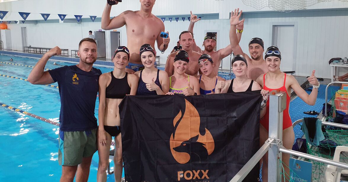 FOXX Swim Team | Legendary Swim